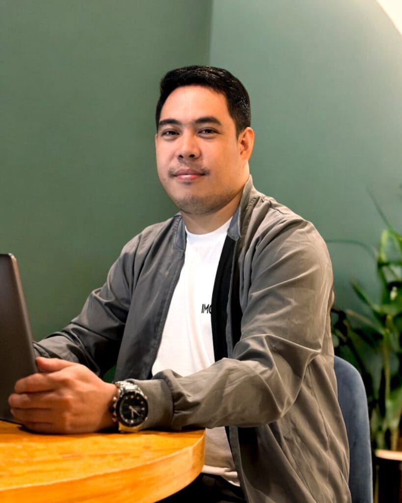 Meet the Talented Clarity Northwest Photographers